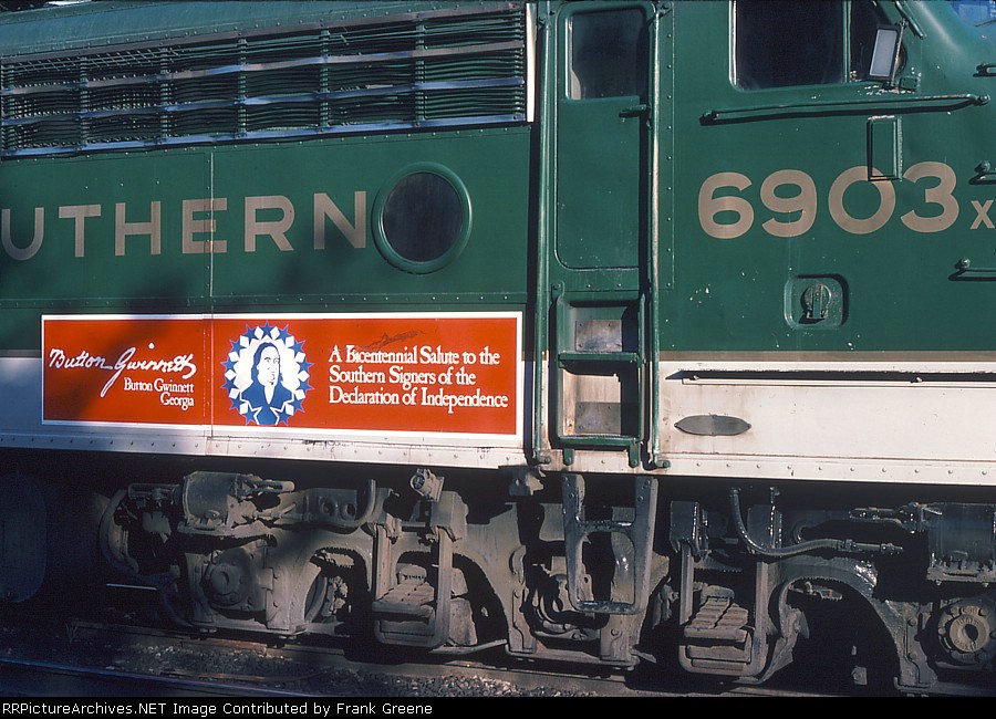 SOU 6903 Button Gwinnett of Georgia